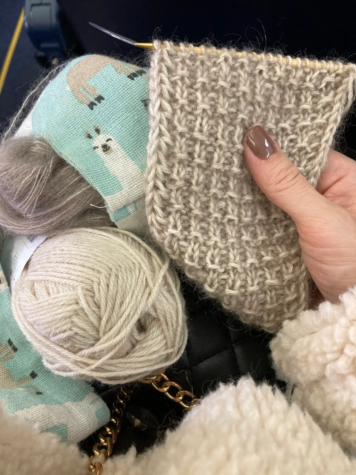 Snowdrop Scarf - Skovcreations - Opskrifter - Cilu Strik - Garn og Design