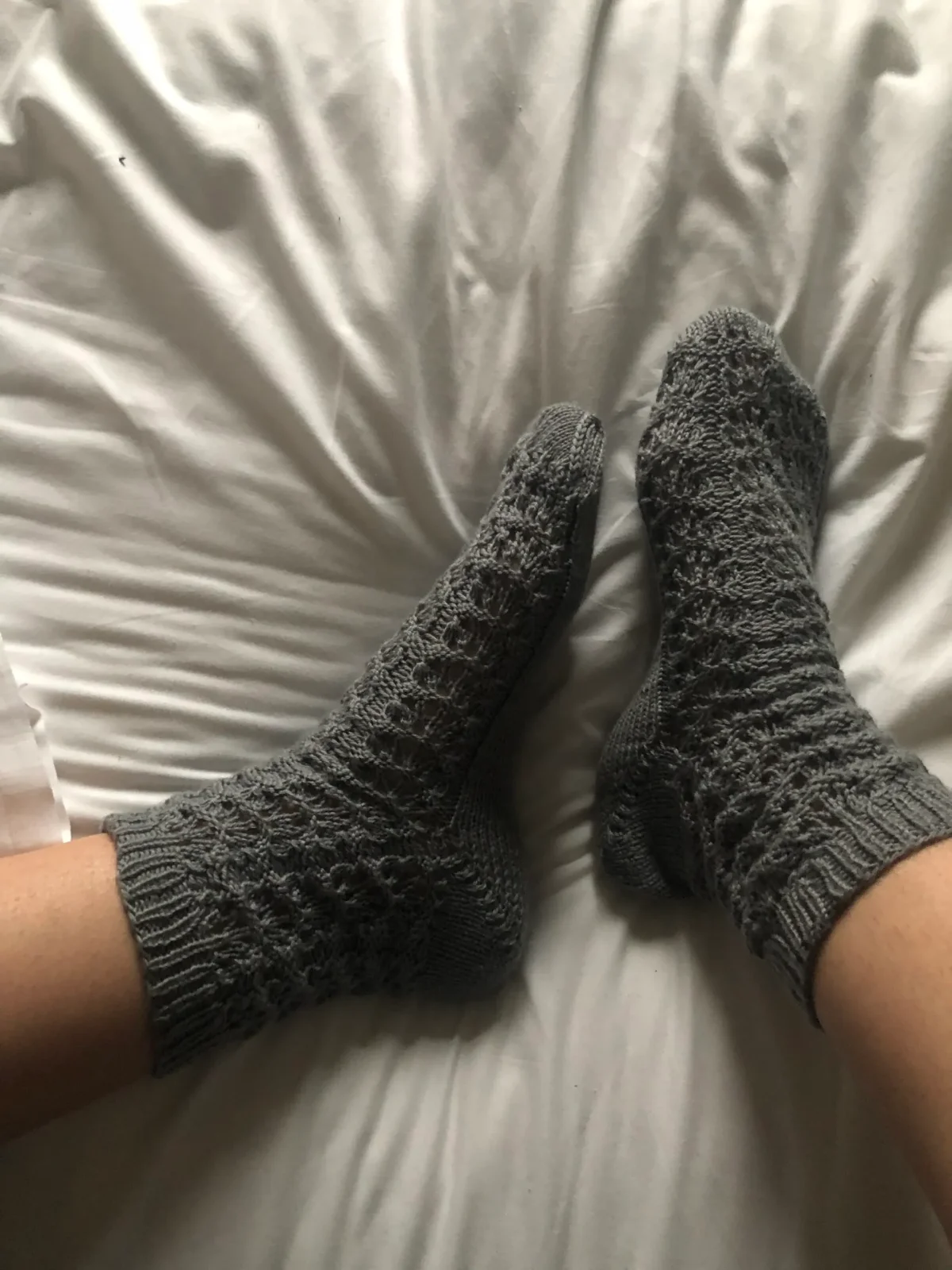 Spring Waves sokker - Skovcreations - Opskrifter - Cilu Strik - Garn og Design